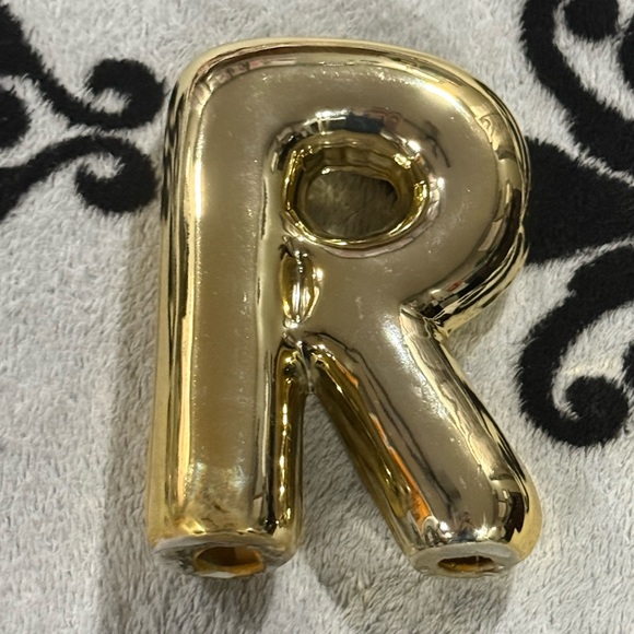 Accents | Gold Letter R Decor Bubble Letter Look Ceramic Like New ...